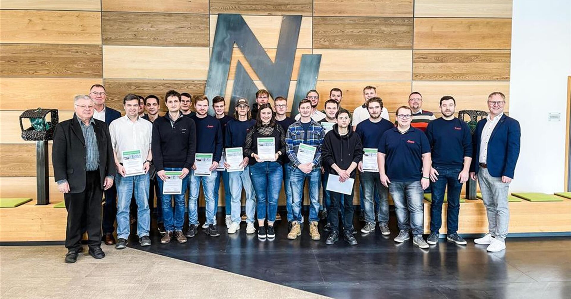 Hydraulikfachkraft-Lehrgang absolviert! - Herzlichen Glückwunsch